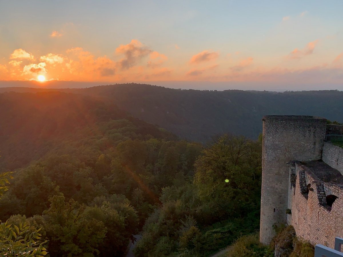 https://www.mythos-schwaebische-alb.de/: Festungsruine Hohenneuffen ...